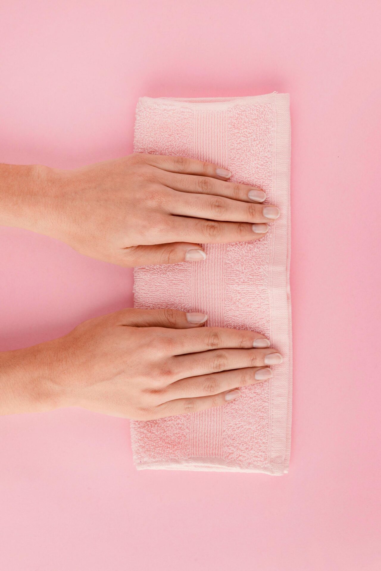 How to Make Nail Polish Dry Faster – Easy Tips for Quick-Dry Nails